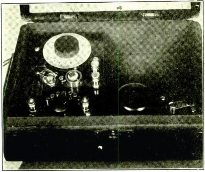 A Practical Portable Receiver – Radio August 1922